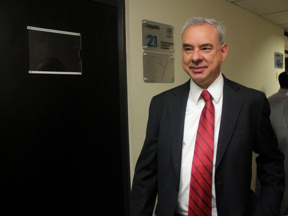 Magistrado Rodrigo Escobar fue absuelto en caso Fidupetrol